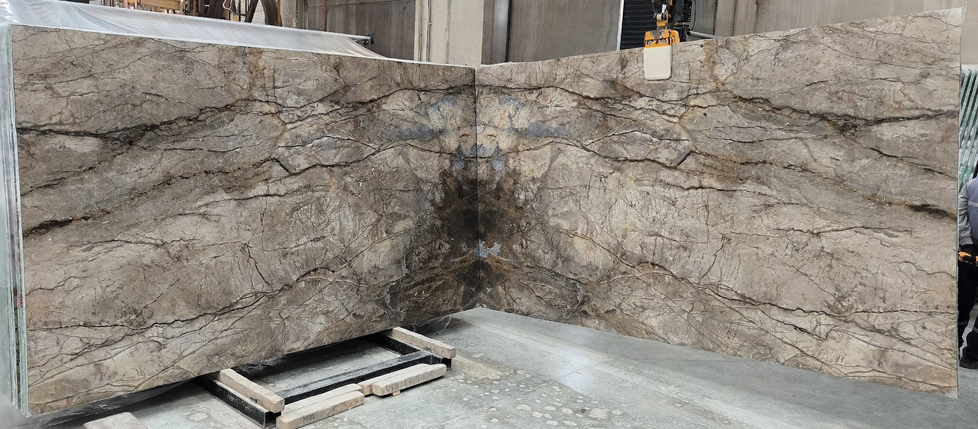 Silver Root - Wallis Marble Ltd